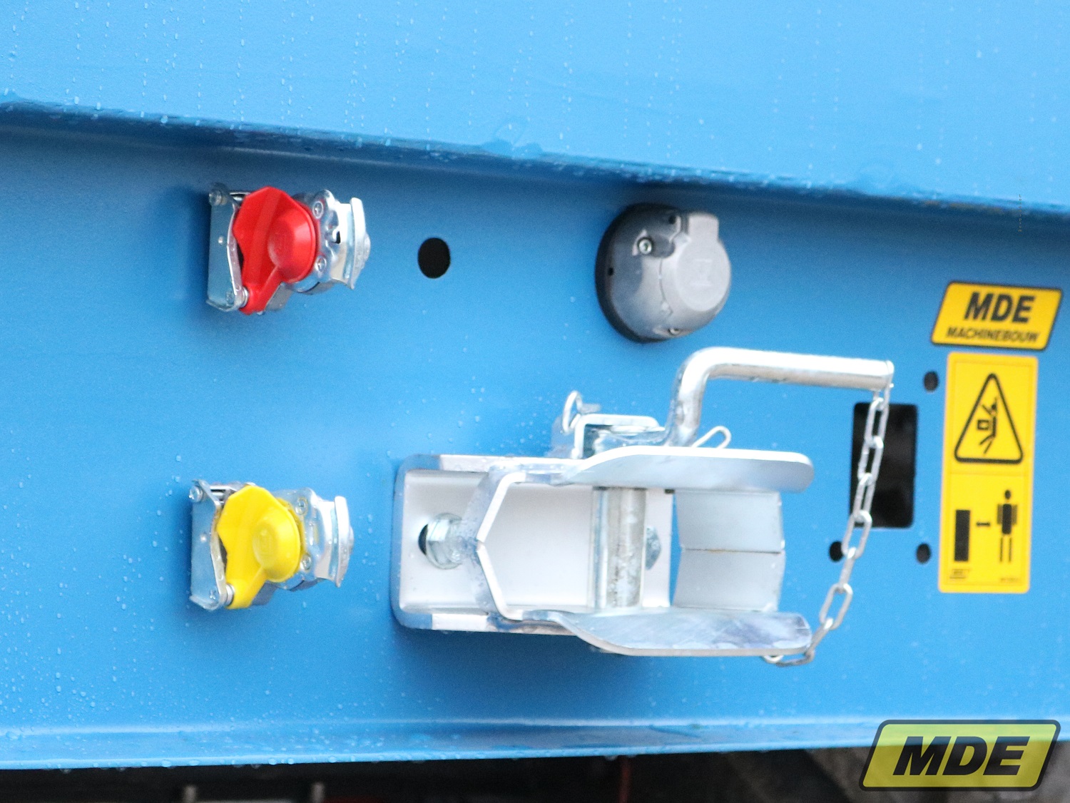 MDE Tree Transport Trailer BTW4x0 + Tree Loading Crane | MDE Machinebouw