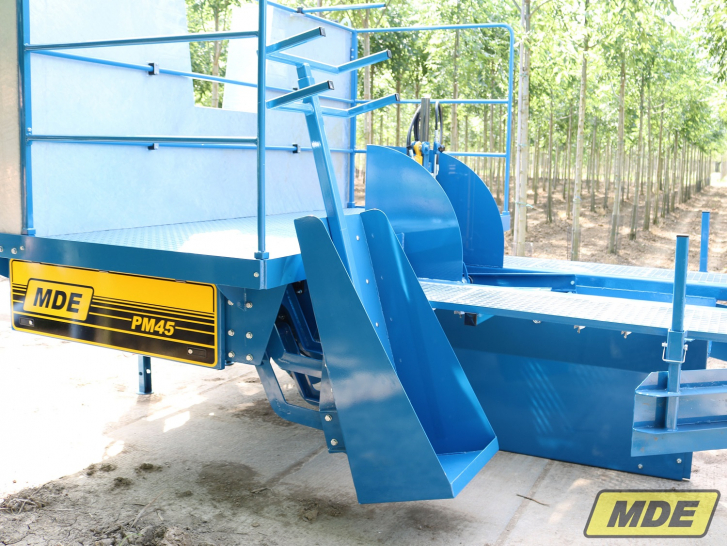 Sázecí stroj MDE PM45-SSU | Kůlovací jednotka | Výsadba stromů
