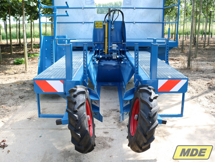 Sázecí stroj MDE PM45-SSU | Kůlovací jednotka | Výsadba stromů