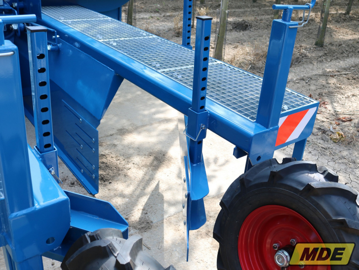 Sázecí stroj MDE PM45-SSU | Kůlovací jednotka | Výsadba stromů