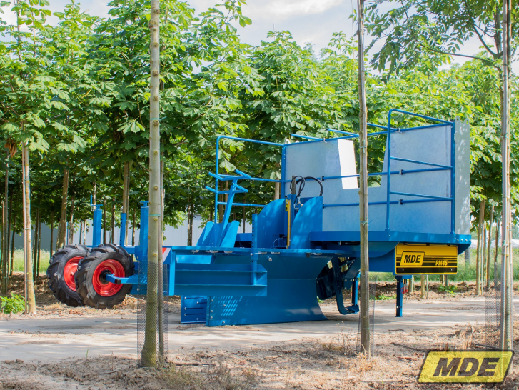 Sázecí stroj MDE PM45-SSU | Kůlovací jednotka | Výsadba stromů